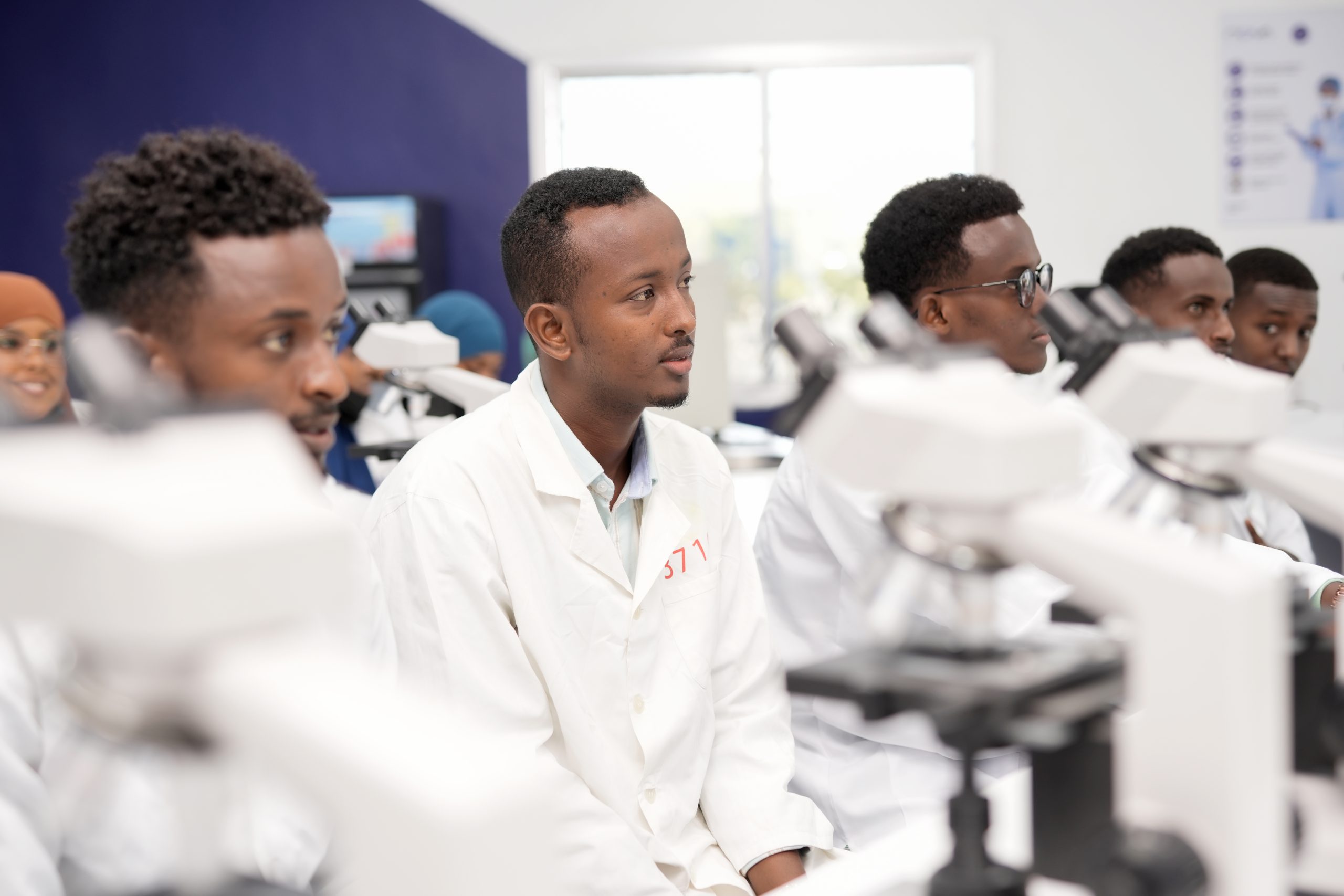 The 7th cohort of the Laboratory Department, Faculty of Health Sciences | Capital University of ...